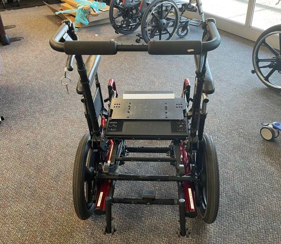 USED Ki Mobility Focus CR Tilt Wheelchair | Alberni Comfort Zone - Port ...