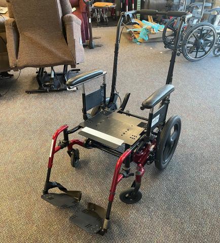 USED Ki Mobility Focus CR Tilt Wheelchair | Alberni Comfort Zone - Port ...